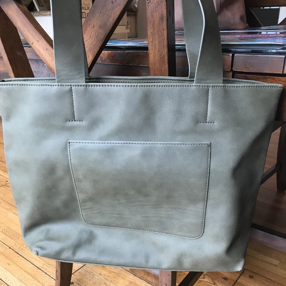 Universal Thread | Bags | Universal Thread Olive Colored Tote Bag ...